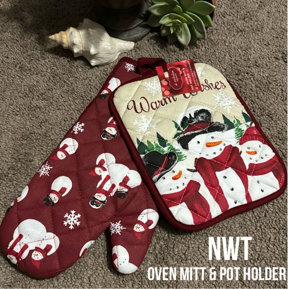 St. Nicholas Square | Kitchen | Nwtst Nicholas Squareone Pot Holder One Oven Mittsnowman ...